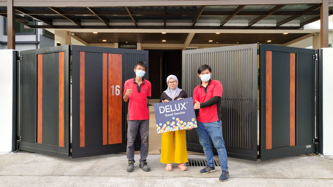 8 years customer. Bought I Delux Folding gate & 2 UniGates.