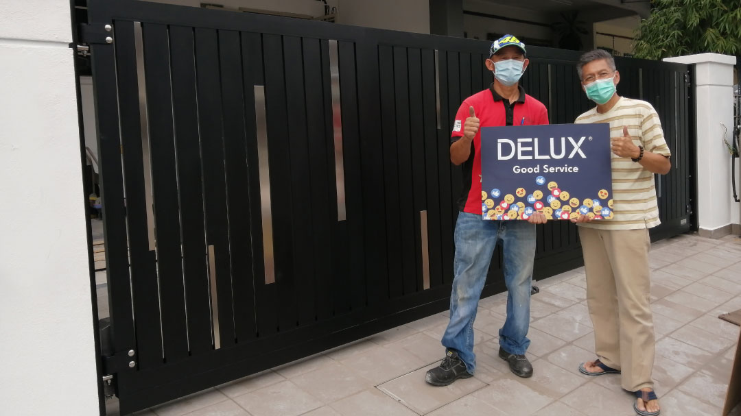 8 years customer. Bought I Delux Folding gate & 2 UniGates.