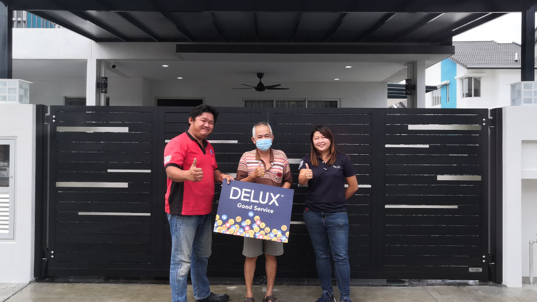 8 years customer. Bought I Delux Folding gate & 2 UniGates.